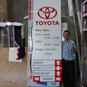 JASA PEMBUATAN PYLONSIGN | KING SIGN | Creative Pylon